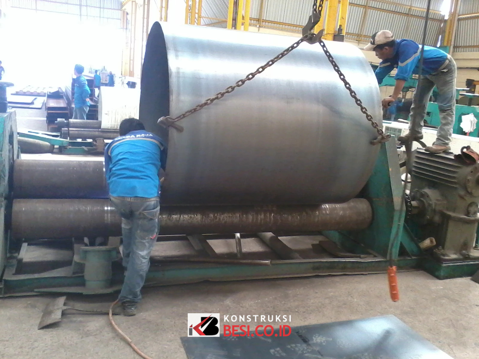 Jasa Fabrikasi Tangki Baja Banyuwangi - KONSTRUKSI.BESI.CO.ID